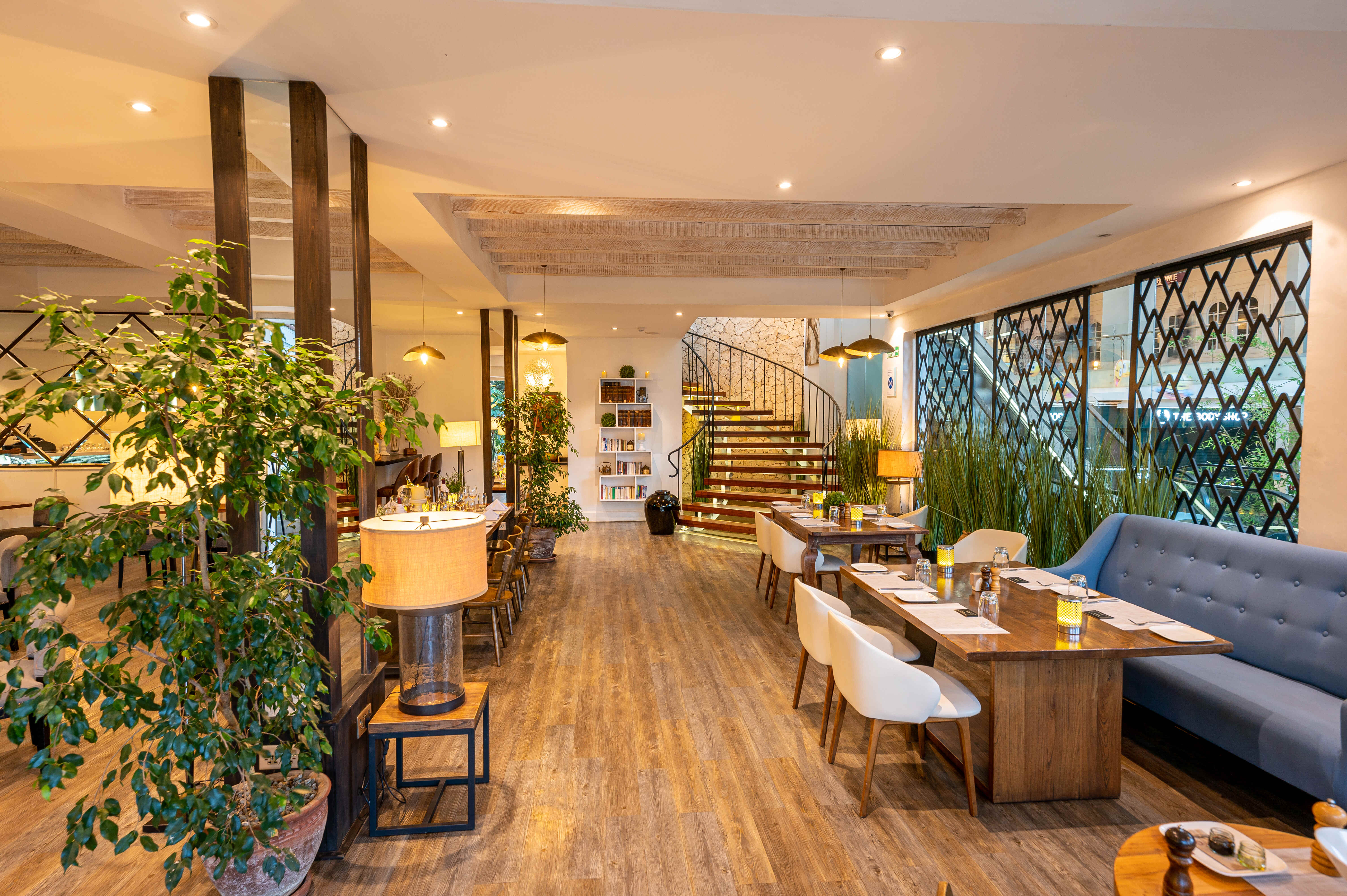 Golden Ice Runda - Visit Nairobi Kenya